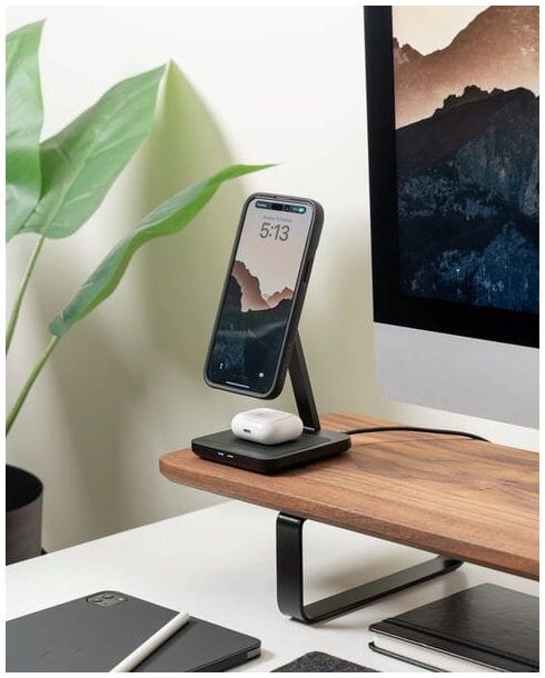 Quad Lock MAG Dual Desktop Wireless Charger